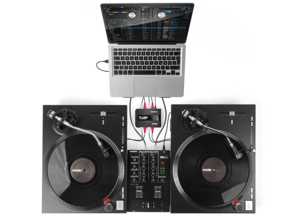Reloop Flux Go: Interfaz DVS de bolsillo para Serato DJ